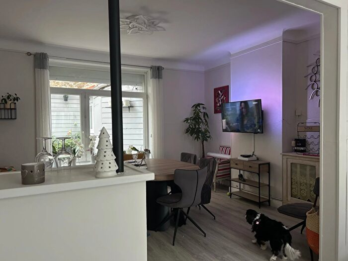 Appartement à louer - Boulogne-sur-Mer, Langevin, Charles de Gaulle - 3 pièces - 2 chambres