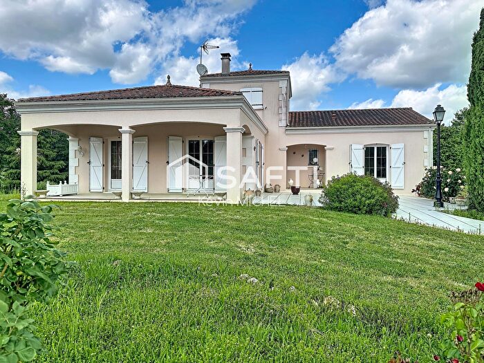 Maison 7 pièces à Chirac, à vendre