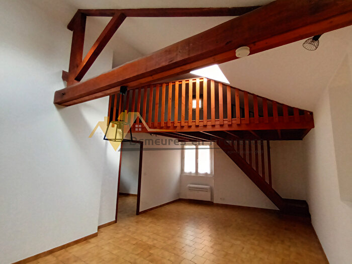 Appartement à louer - Vaison-la-Romaine - 2 pièces - 1 chambre