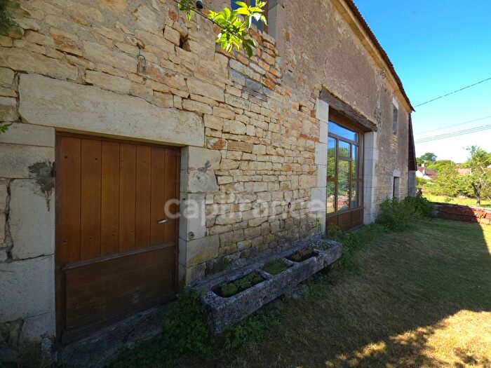 Asnières-sous-Bois : Maison 5 pièces à vendre