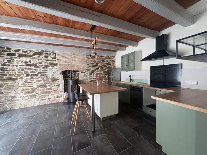 Maison 6 pièces à Saint-Fiacre-sur-Maine, à louer
