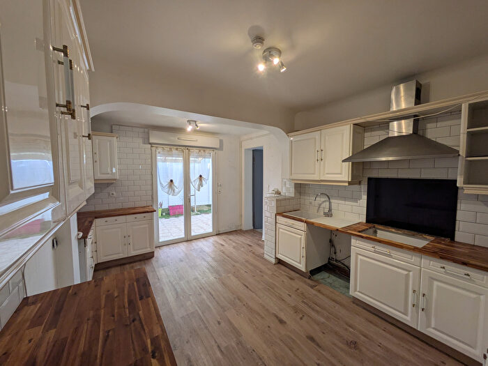 Maison à vendre - Le Mans - 8 pièces - 6 chambres