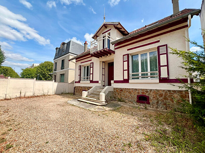 Maison 5 pièces à Conflans-Sainte-Honorine, Vieux Conflans, à vendre