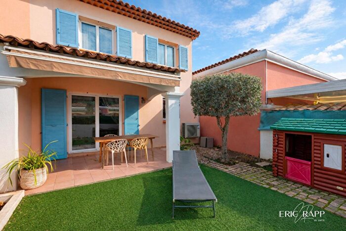 Maison à vendre - Fréjus, La Tour de Mare - 4 pièces - 3 chambres