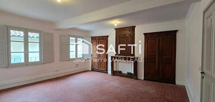 Appartement 3 pièces à Avignon, Palais des Papes, Zone Piétonne, à vendre