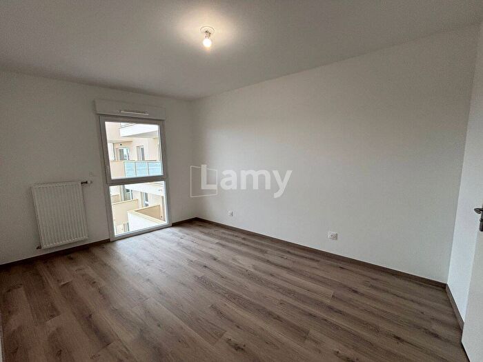 Ateliers SNCF, Chenôve : Appartement 2 pièces à louer