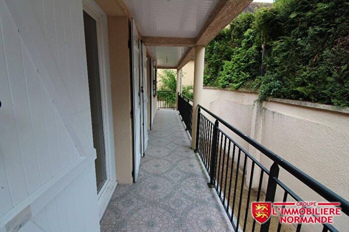 Appartement à louer - Centre Ville, Louviers - 3 pièces - 2 chambres