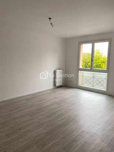 Appartement 2 pièces à Aubergenville, à louer