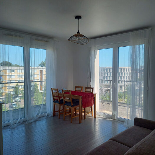Saint-Germain-en-Laye, Hennemont : Appartement 1 pièce à louer