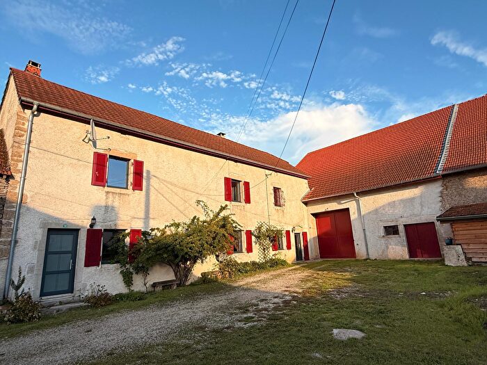 Maison à vendre - Velleguindry-et-Levrecey - 7 pièces - 3 chambres