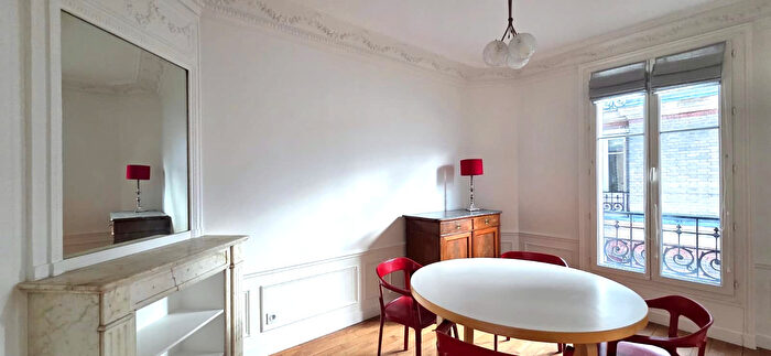 Appartement à louer - Paris e , Breteuil - 2 pièces - 1 chambre