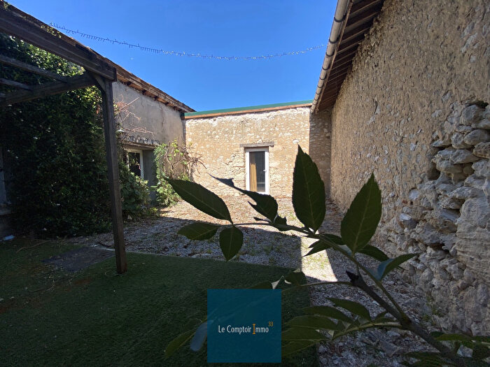 Maison 6 pièces à Bassens, à vendre