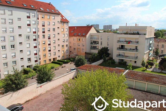 Le Grand Trou, Lyon 8ème arrondissement - Appartement 1 pièce à louer