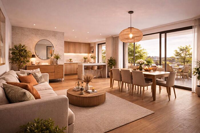 Appartement à vendre - Stains, La Cerisaie - 5 pièces - 4 chambres