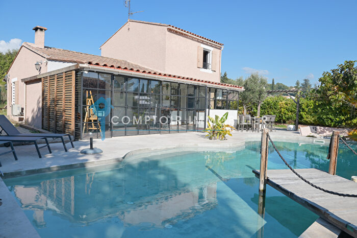 Maison à vendre - Apt - 5 pièces - 3 chambres