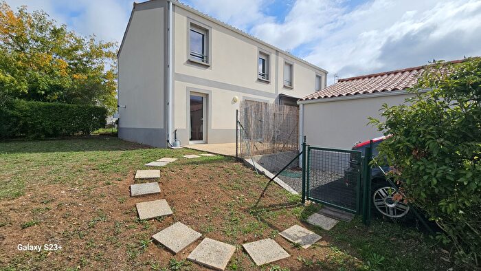Niort, Sainte-Pezenne : Maison 4 pièces à vendre
