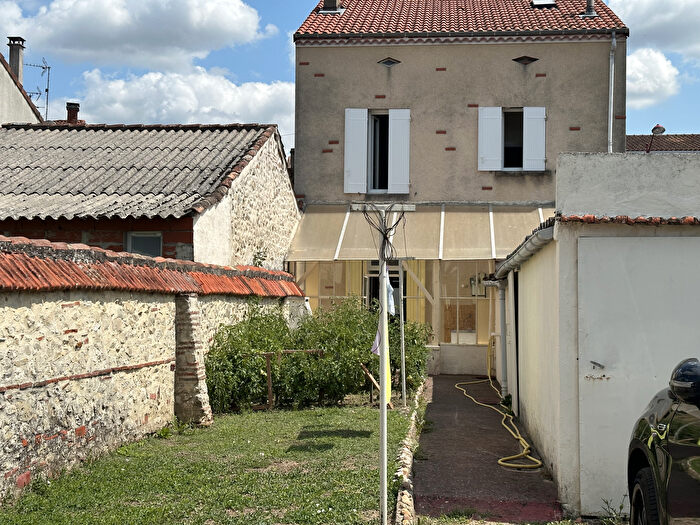 Maison à vendre - Villeneuve-sur-Lot, Eysses - 5 pièces - 3 chambres