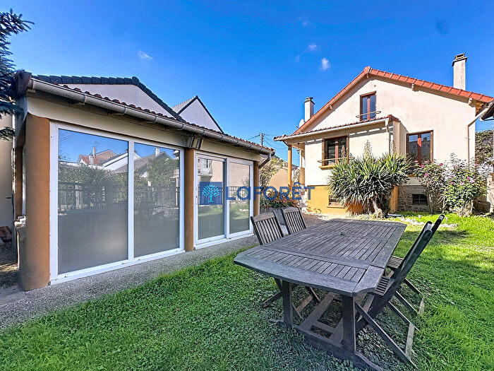 Maison à vendre - Savigny-sur-Orge, Plateau - 5 pièces - 3 chambres