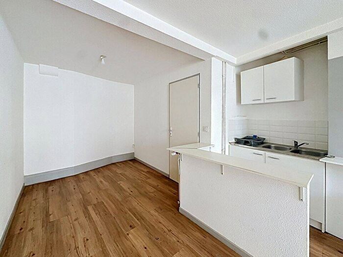 Appartement 2 pièces à louer - Stade-Bourg, Beaumont