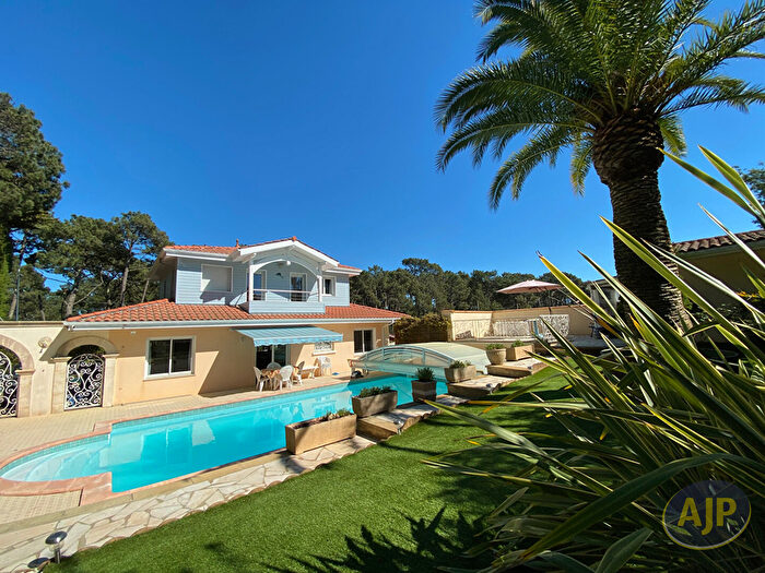 Lège-Cap-Ferret : Maison 7 pièces à vendre