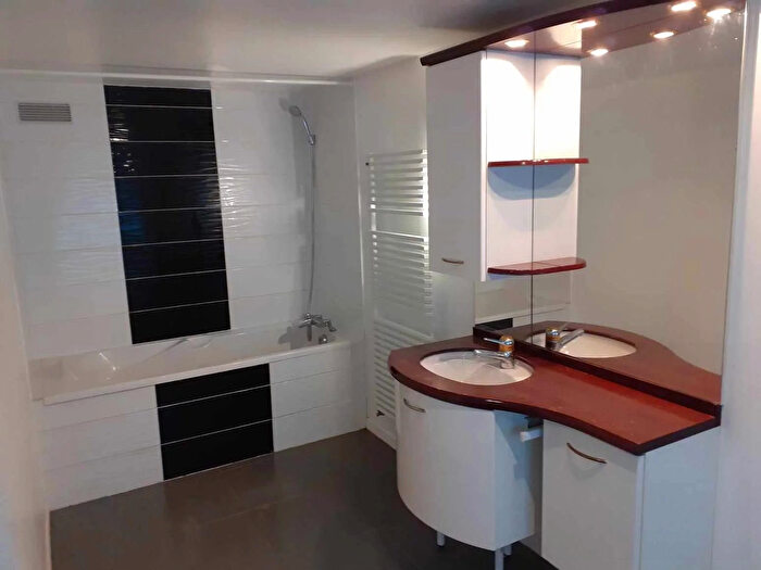 Appartement à vendre - Masevaux - 3 pièces - 2 chambres