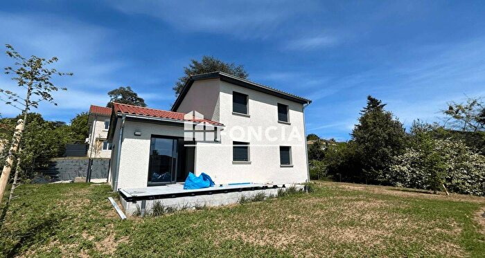 Maison 5 pièces à louer à Est, Trévoux