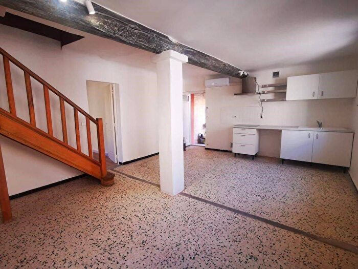 Maison 3 pièces à Ouest, Rochefort-du-Gard, à louer