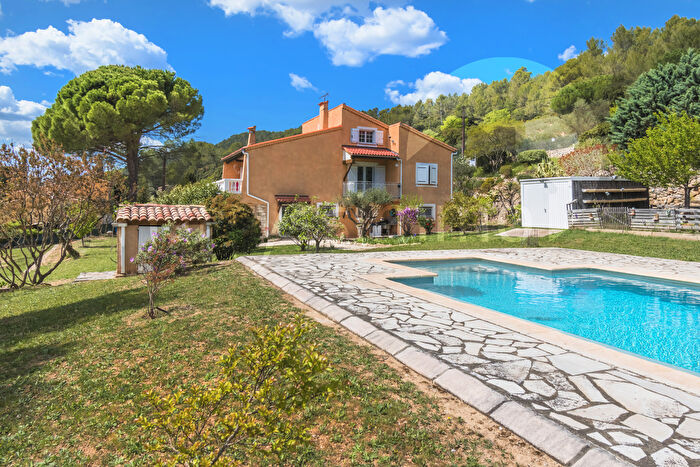 Brignoles, Extension années - : Maison 6 pièces à vendre