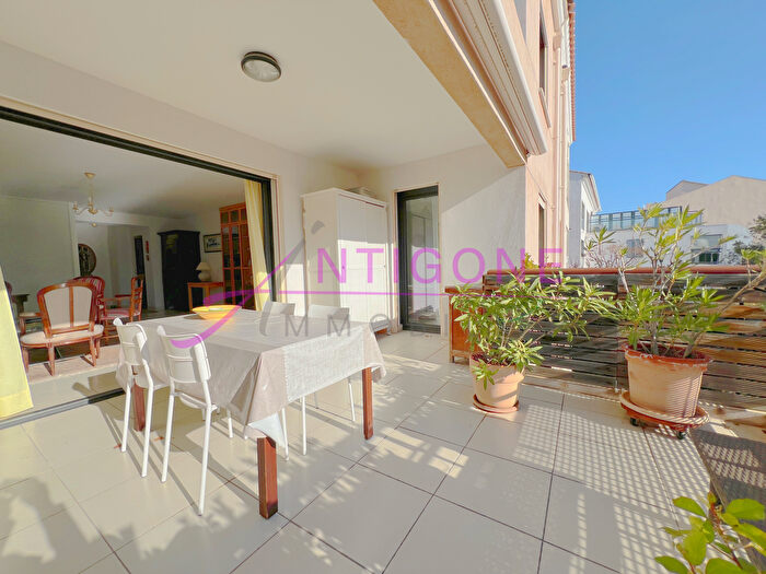 Appartement à vendre - Sanary-sur-Mer, Centre-ville, Port - 4 pièces - 3 chambres