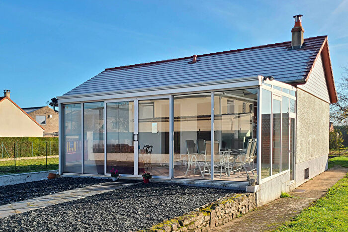 Maison à louer - Boynes - 3 pièces - 2 chambres