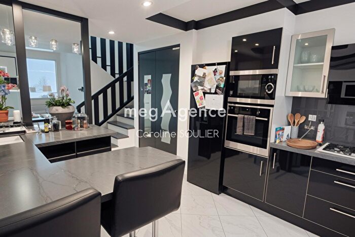 Maison à vendre - Lugrin - 6 pièces - 5 chambres