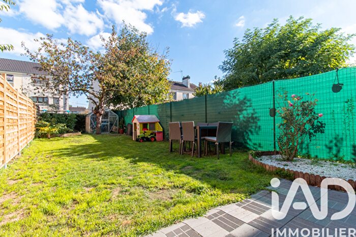 Maison à vendre - Villepreux - 5 pièces - 3 chambres