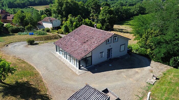 Maison à vendre - Sainte-Christie-dArmagnac - 6 pièces - 5 chambres