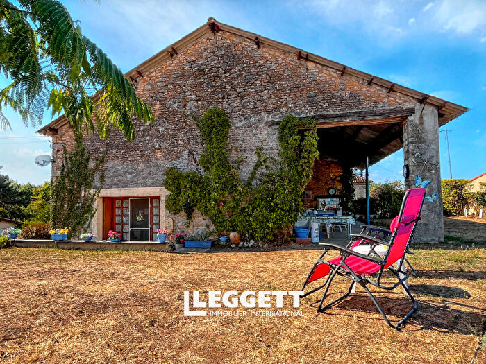 Maison 5 pièces à vendre à Voulême