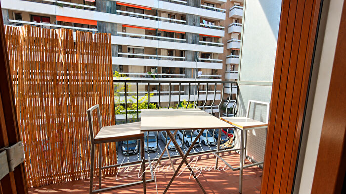 Appartement 1 pièce à louer à Marseille 4ème, Les Chartreux