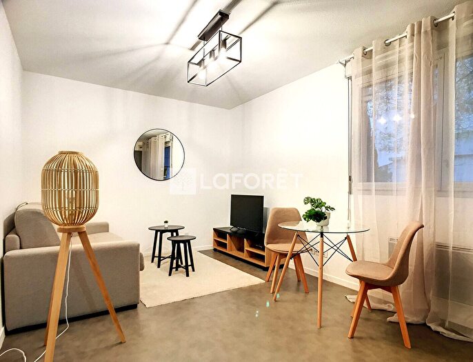Appartement 1 pièce à louer à Saint Clair- Quais du Rhône, Caluire-et-Cuire
