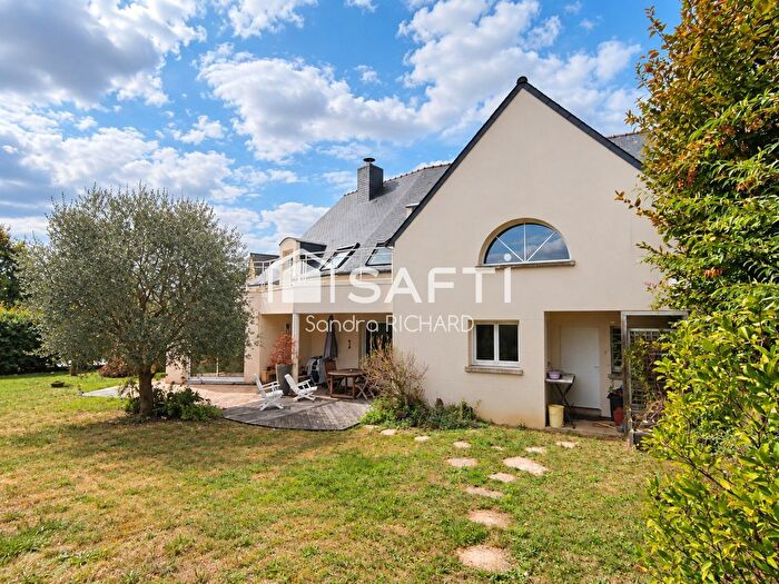 Quartiers Sud-Est, Italie : Maison 9 pièces à vendre