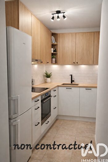 Appartement à vendre - Hyères, Maurels - 2 pièces - 1 chambre