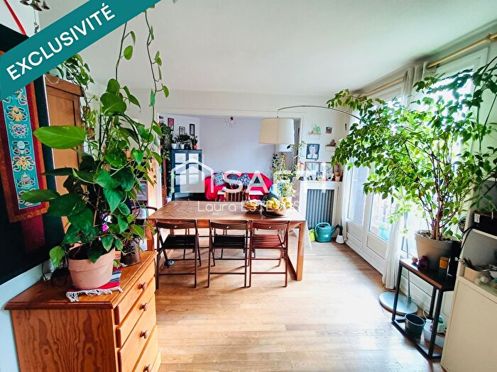 Saint-Denis, République, Gare : Appartement 4 pièces à vendre
