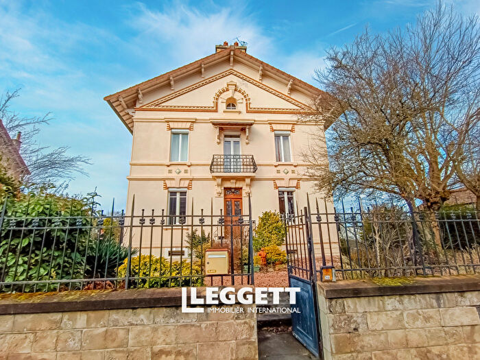 Maison à vendre - Évaux-les-Bains - 8 pièces - 5 chambres