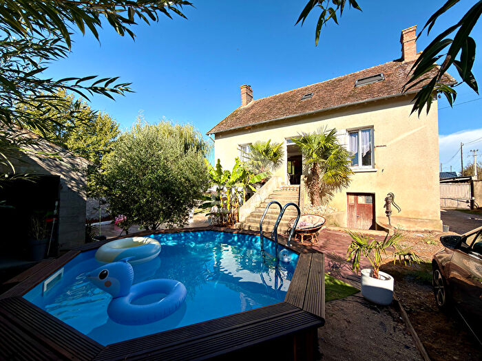 Nonville : Maison 8 pièces à vendre