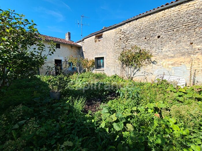 Maison à vendre - Aumagne - 6 pièces - 1 chambre