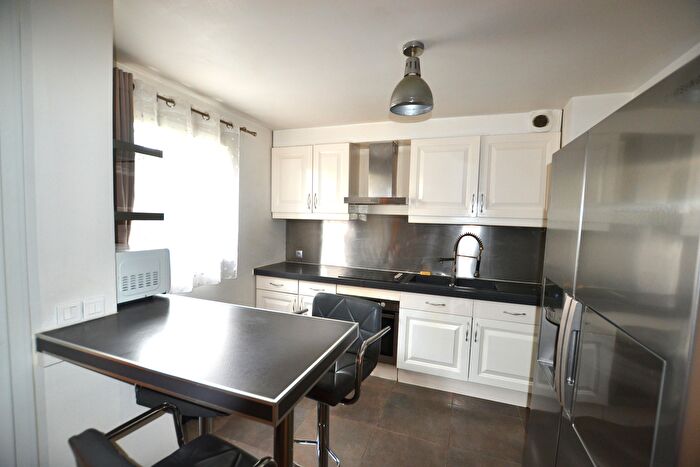 Maison à vendre - Clichy-sous-Bois, Les Trois Châteaux - 4 pièces - 3 chambres