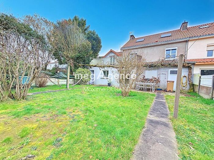 Maison à vendre - Cholet, Val de Moine - 9 pièces - 6 chambres