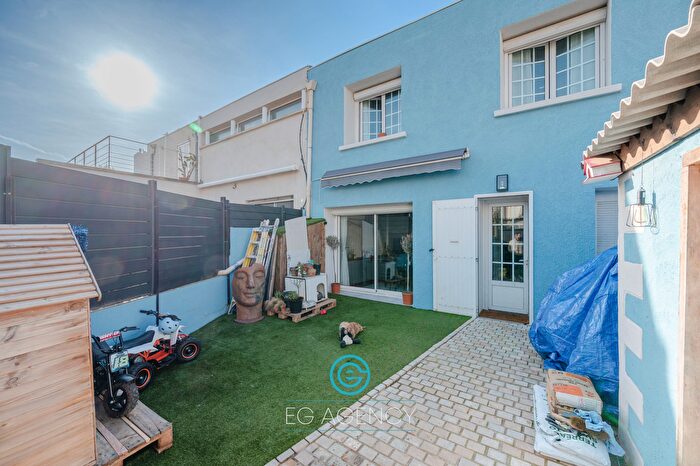 Maison à vendre - Marseille e , Mazargues - 3 pièces - 2 chambres