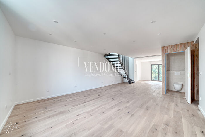 Appartement à vendre - Suresnes, Centre-ville - 4 pièces - 3 chambres