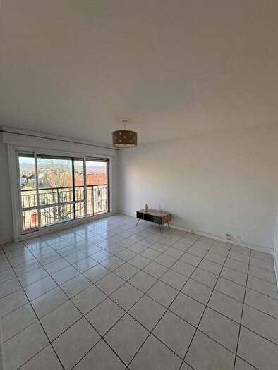 Appartement à louer - Mantes-la-Jolie, Gassicourt - 2 pièces - 1 chambre