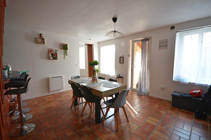 Maison à vendre - Bézusaintgermain - 5 pièces - 3 chambres