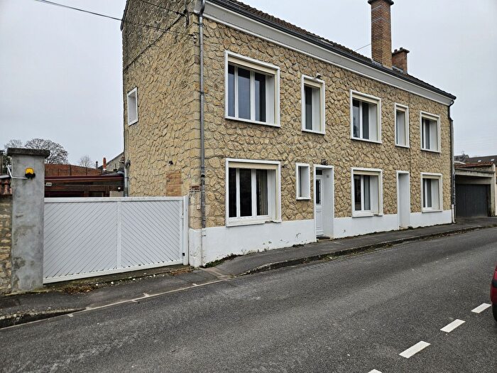 Maison 8 pièces à vendre - Fismes