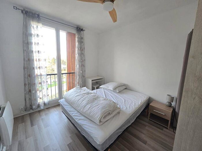 Appartement à louer - Les Canourgues-Vert Bocage-Pont dAvignon, Salon-de-Provence - 2 pièces - 1 chambre